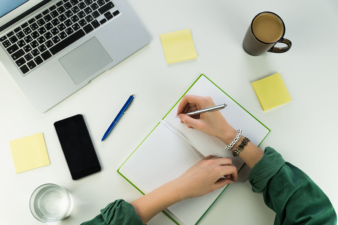 Think You’re a Good Business Writer? – Crawford Connect